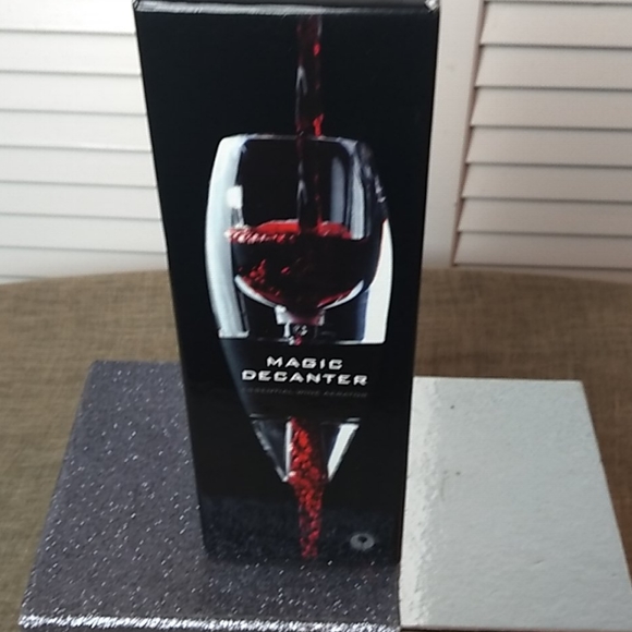Magic Decanter | Dining | Magic Decanter Essential Wine Aerator | Poshmark